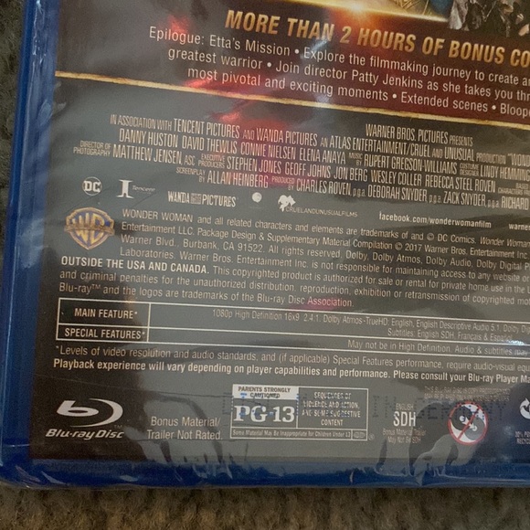 Warner Bros. | Media | Warner Bros Wonder Woman Superhero Comics Movie Dvd New Sealed | Poshmark